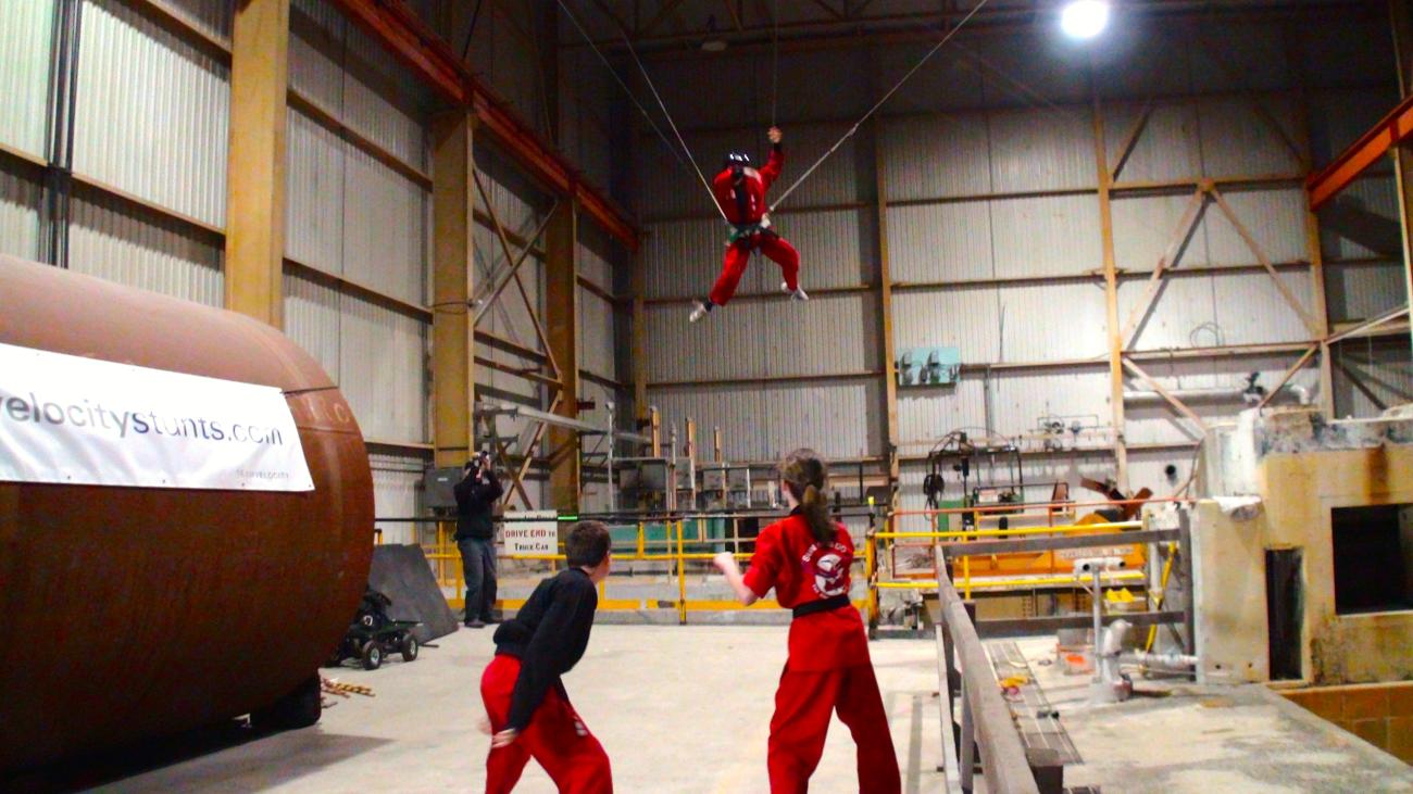 Austin Dunn "InsideEdition" wire work | StuntList