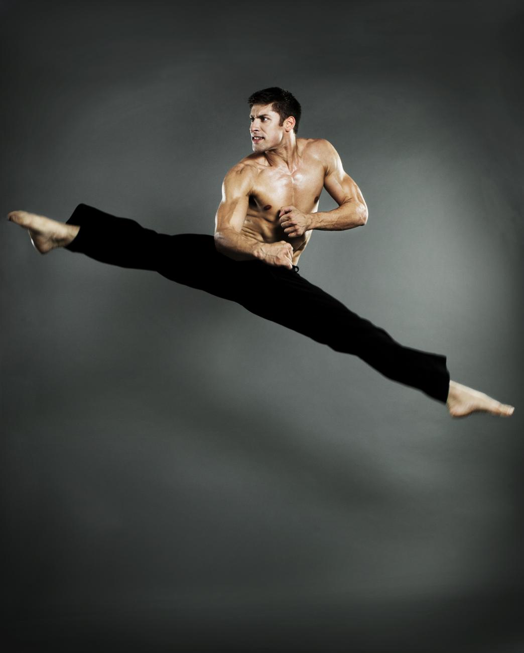 Split Kick | StuntList